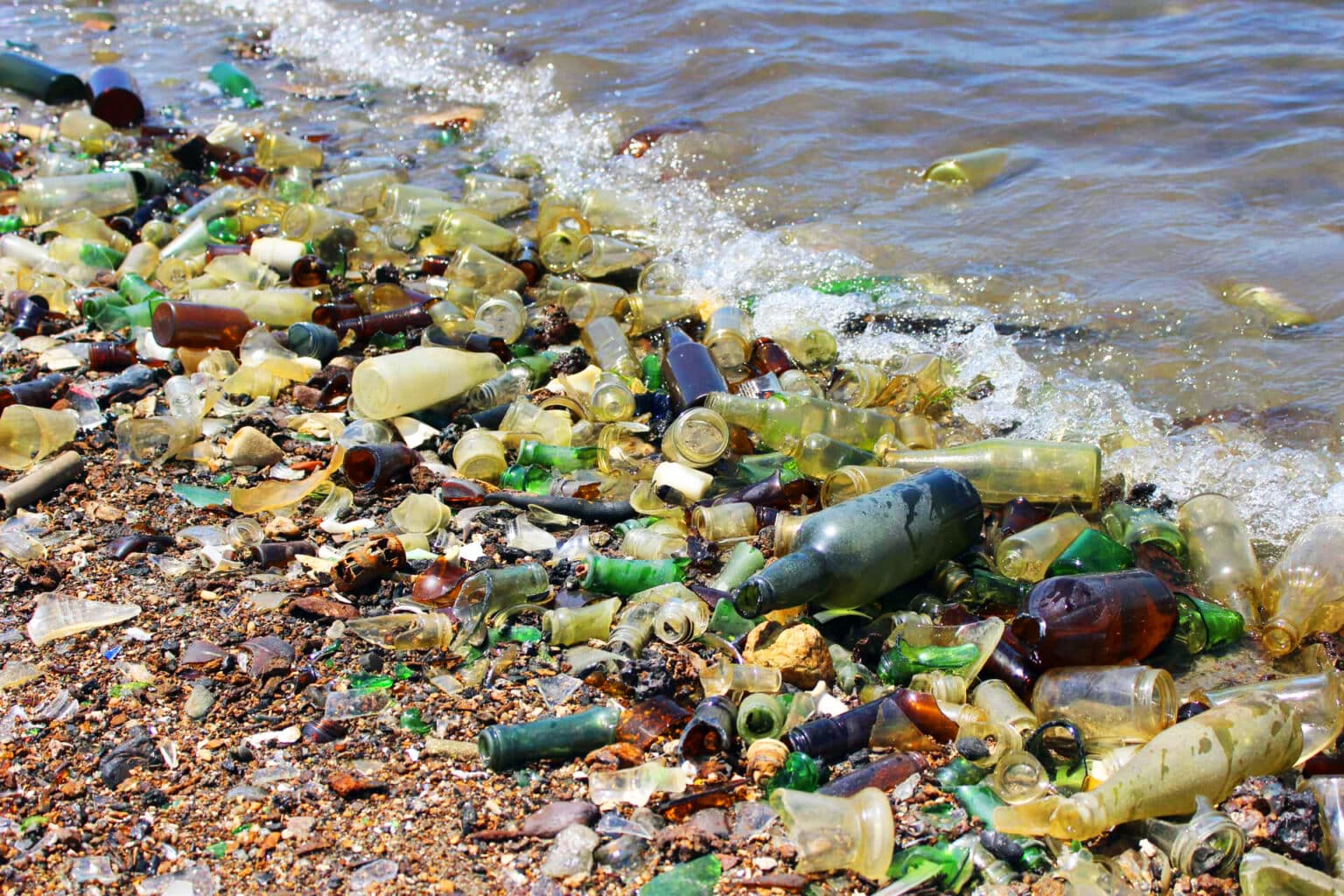 The History of the Mudlark - The Journal of Antiques and Collectibles