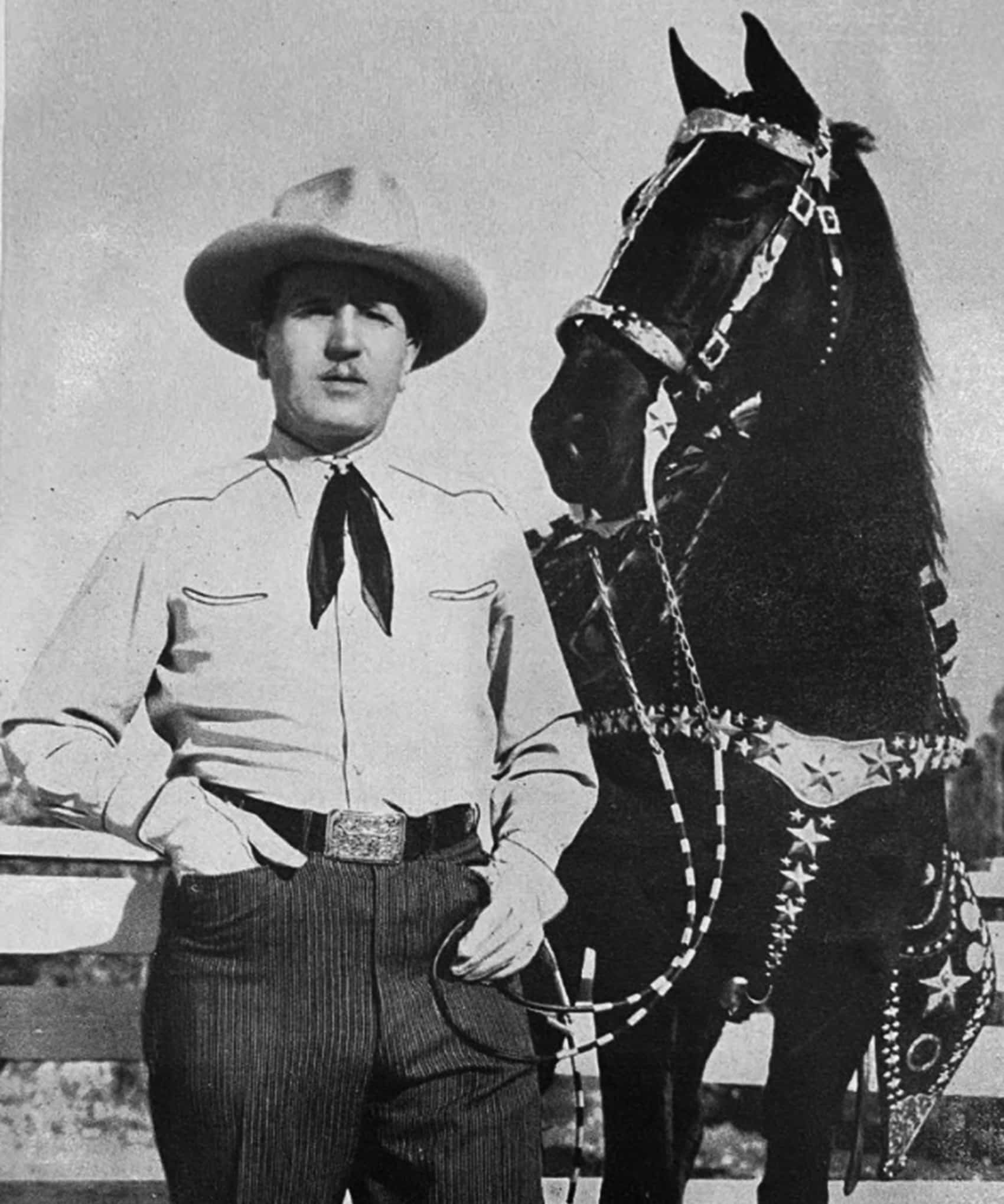 Belt Buckle Collecting - The Journal of Antiques and Collectibles