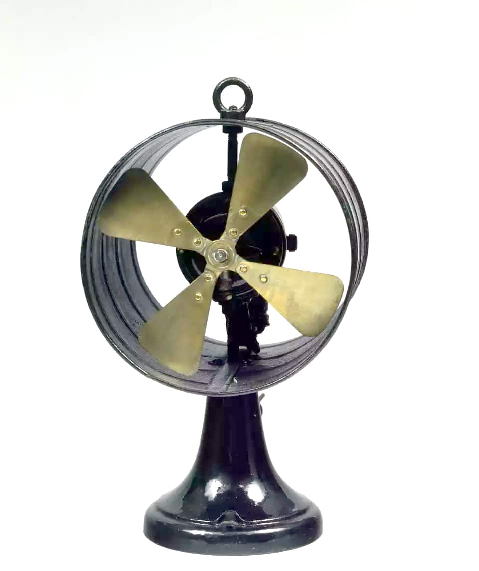 Vintage Fans: Collecting & Decorating | Journal of Antiques and ...