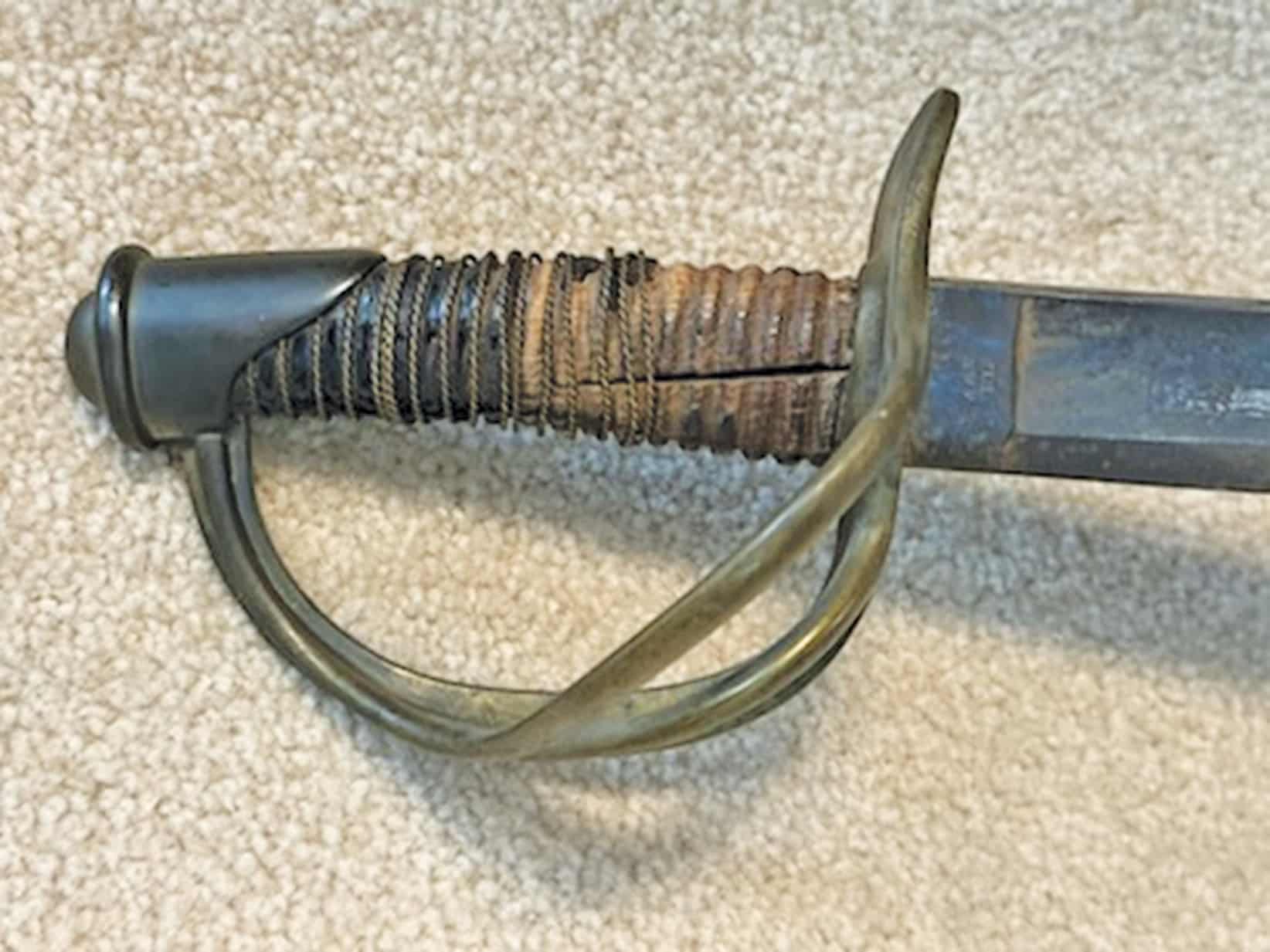 Civil War Sword and Portraits of Robert E. Lee