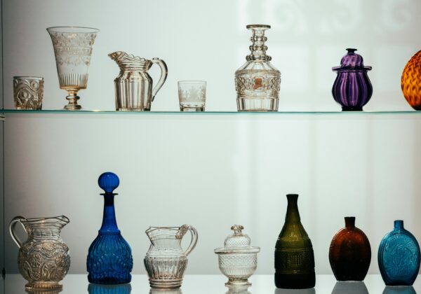 Antique Glass Collecting Guide: Identify & Value Antique Glass ...
